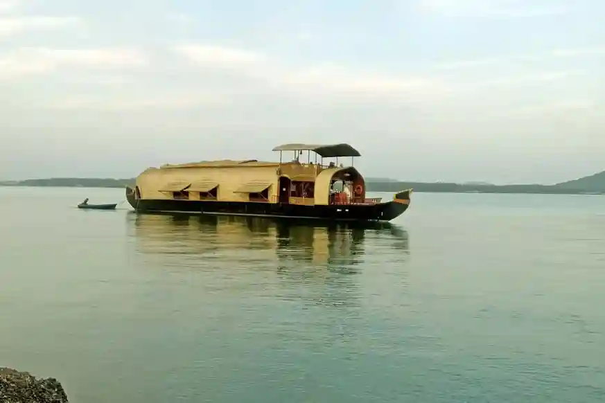 Chapora River House Boat Goa